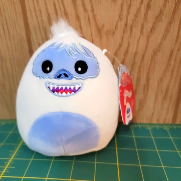 Squishmallows | Toys | Squishmallow Bumble The Abominable Snow Monster ...